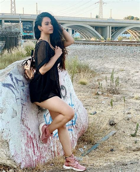 Soundarya Sharma Never Shies Away To Flaunt Her Sensuous Looks