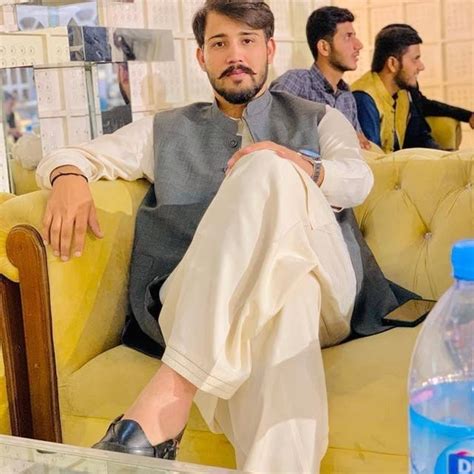 Ch Zeeshan Khalid Zeeshan7012 • Threads Say More