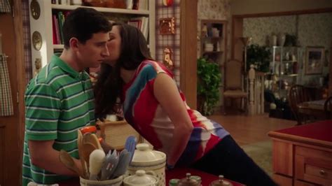 Pin By Gaby Montes On The Goldbergs The Goldbergs Tv Couples Tv Shows