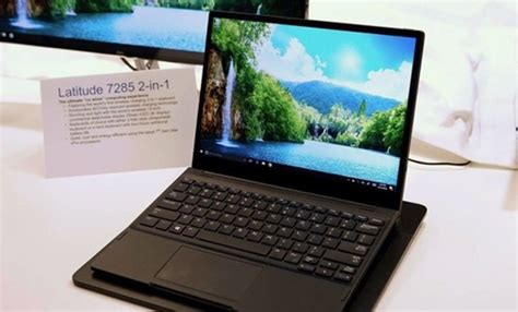 Dell Latitude 7285 With Wireless Keyboard In Two Pieces