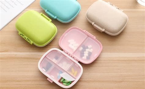 Zdzdzg Pill Organizer 8 Compartments Portable Pill Case