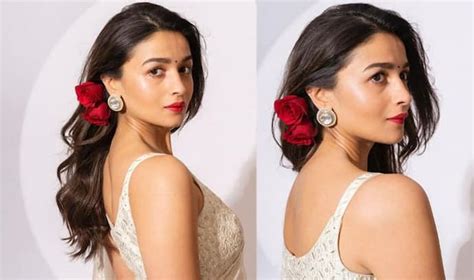 যৌনমিলনের সময় এই বিশেষ সেক্স পজিশন পছন্দ আলিয়ার রণবীরেরটা কি জানেন