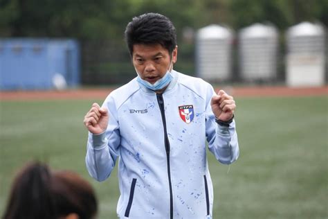 顏士凱請辭中華女足總教練一職 Go Goal 勁球網 Line Today