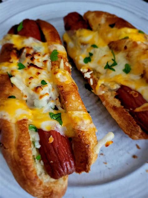 Make Your Favorite Ballpark Snack At Home With This Easy Air Fryer Hot