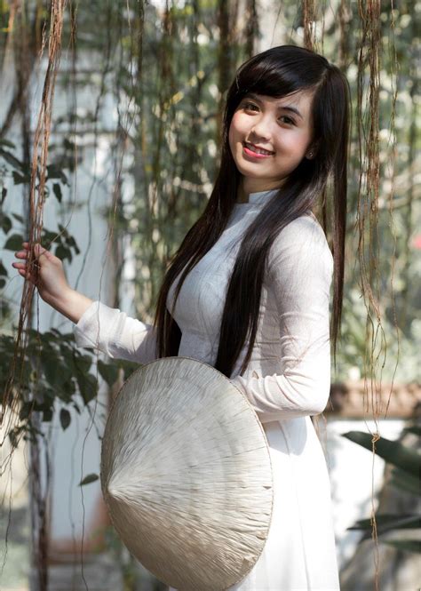 Hotgirls And Ao Dai