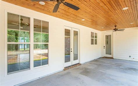 Modern Farmhouse House Plan Bedrooms Bath Sq Ft Plan