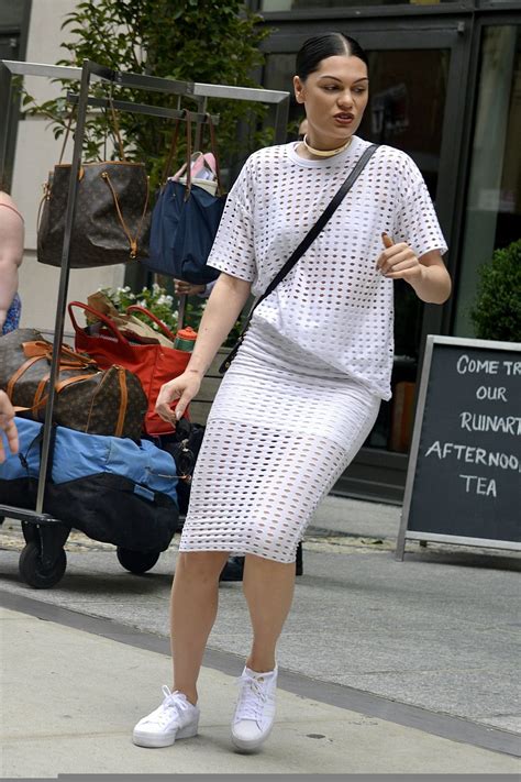 Jessie J Leaves Her Hotel In New York 09042015 Hawtcelebs