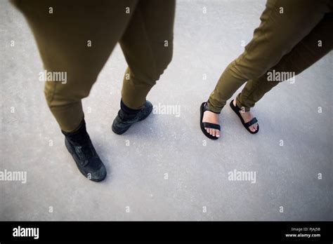 Israel Feet Telegraph