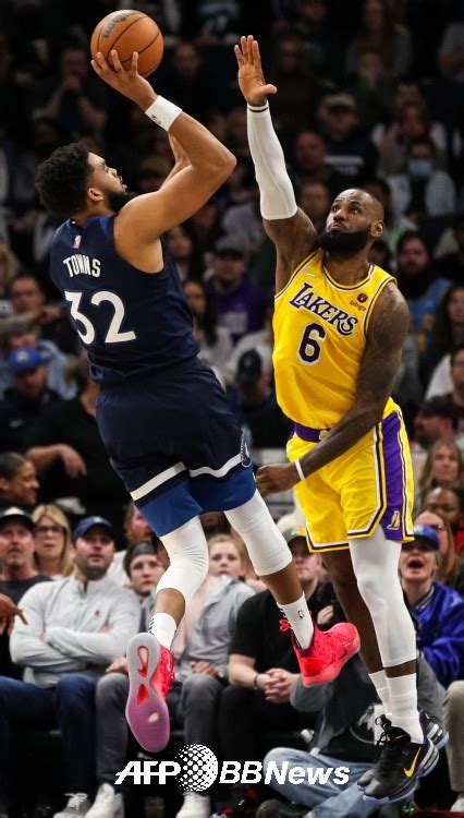 ‘타운스에드워즈 57점 미네소타 Lal에 20점 차 대승··· 리그 3연승 Nba
