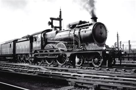 Photo Lner London And North Eastern Railway Steam Locomotive B123 8568