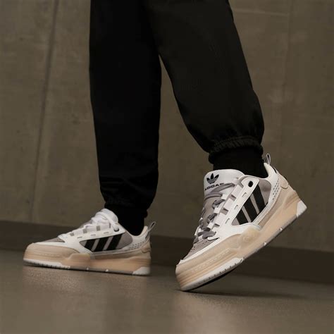 SDM LINKS On Twitter Restock Adidas Adi2000 Chalk White