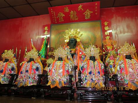 豐原武德金龍堂 五路財神香火廟 豐原武德金龍堂五路財神廟乙未年農曆十月二十八日 天官五路武財尊神題 神威顯赫 鸞文