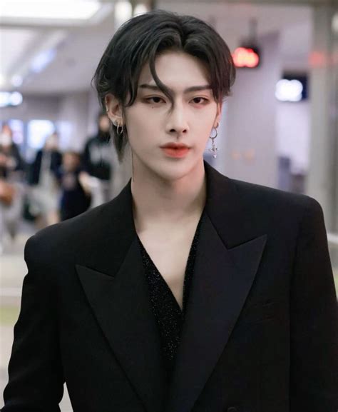 Zb1 Ricky Icon Young And Rich Ricky Kim Handsome