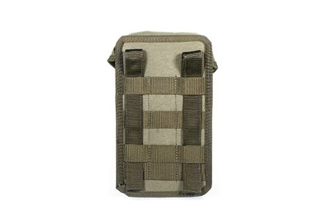 다기능 전술 주말 컨버터블 옥외 여행 캔버스 배낭 흰색에 고립 숄더 스트랩과 Haul 루프가 있는 모던 캠핑 여행자 백 팩 백 전술 하이킹 배낭 0명에 대한 스톡 사진 및