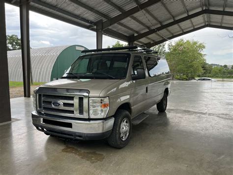 2011 Ford E350 Van Conversion With Solar Power