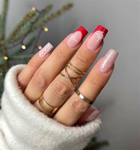 25 Classy Christmas Nails For Timeless Manicures Emerlyn Closet