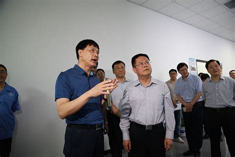 中国兵器工业集团第五二研究所 中央关怀 浙江省委副书记、宁波市委书记郑栅洁到兵科院宁波分院调研
