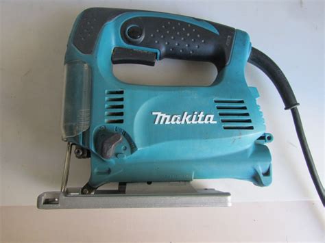 Лобзик електричний Makita 4329 – фото, відгуки, характеристики в ...