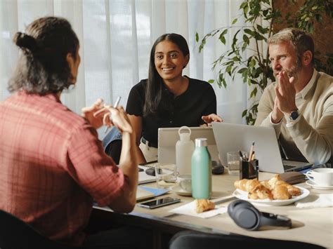 Data Analysis Vs Data Analytics 5 Key Differences