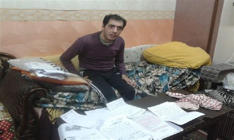 مأساة شاب بالشرقية مصاب بالرعاش وطريح الفراش وأمنيته العلاج على نفقة