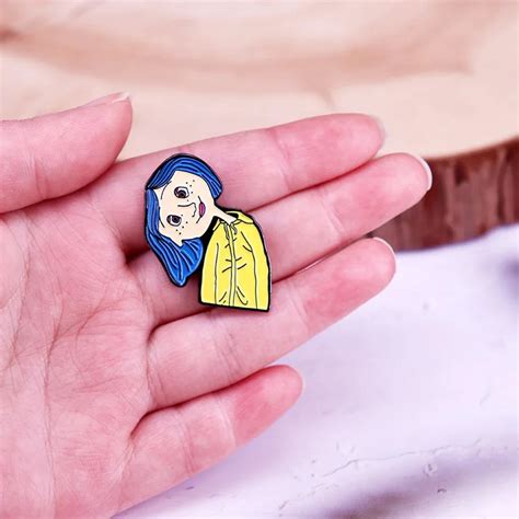 Coraline ‘tilted Head Enamel Pin Distinct Pins