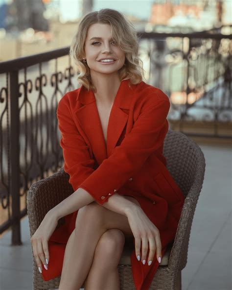 Kira Maevska Kiramaevska • Instagram Photos And Videos Transgender