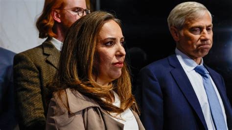 Julian Assange Latest He Needs Time Assanges Tearful Wife Says