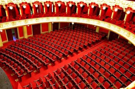 Teatrul National Vasile Alecsandri” Din Iasi Isi Deschide Portile Dupa