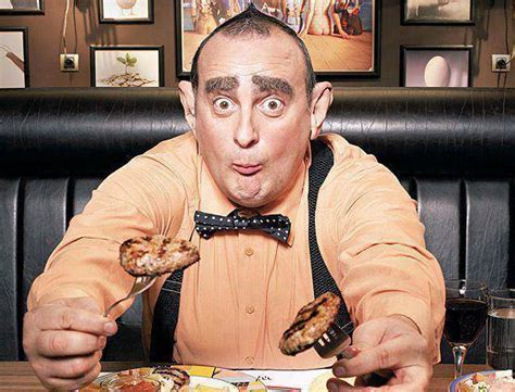 СМЯХ В Залата