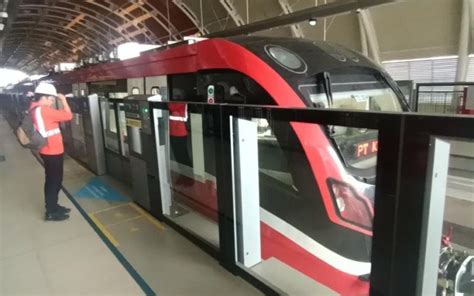 12 Trainset Beroperasi Waktu Tunggu LRT Jabodebek Jadi Lebih Singkat