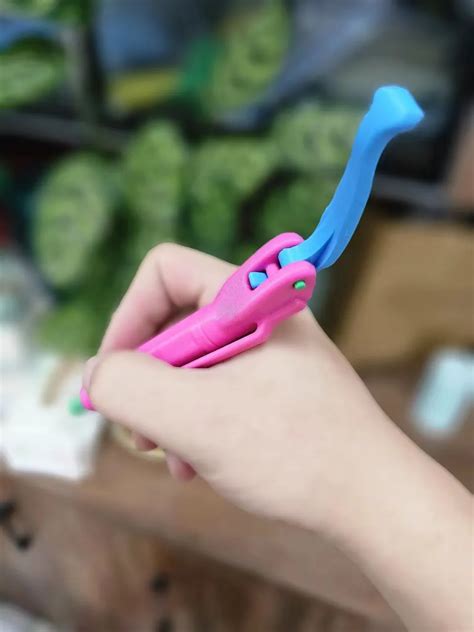Microtech Siphon Pen Fidget Toy Edc微技术战术虹吸笔解闷神器 By 补补觉去 Makerworld