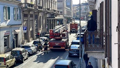 Novara Corso Della Vittoria Chiuso Per Il Rischio Di Crollo Di Alcune