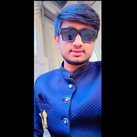 Dhruv (@__dhruv_007) • Threads, Say more
