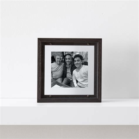 The Piccolo 7x7 Framebridge