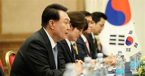 윤 대통령 “일 오염수 모니터링 실시간 공유·우리 전문가 참여” 요구
