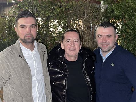 Pogledajte Emotivan Susret Vatrenog Fana Sa JaŠarom Ahmedovskim Sad