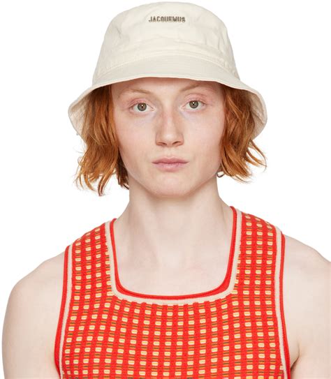 Jacquemus Chapeau bob Le bob Gadjo blanc cassé SSENSE France