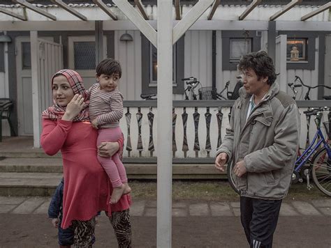 Sweden Refugees Dreaming Of Warm Welcome In Scandinavian Utopia Get