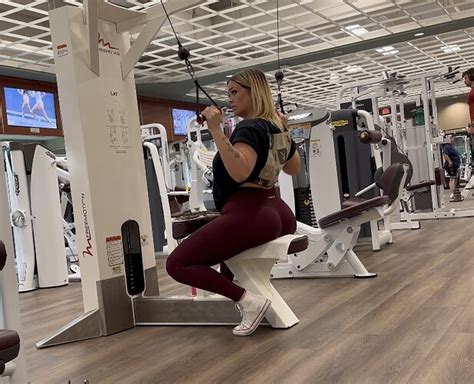 OC Amazing Playboy PAWG With BBL Spandex Leggings Yoga Pants