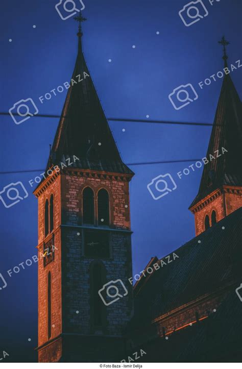 Katedrala Sarajevo Preuzmite Fotografiju Foto Baza
