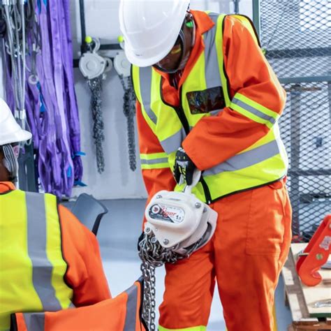 Rigger Training Stage 1 And 2 Elite Offshore Pvt Ltd Offshore And