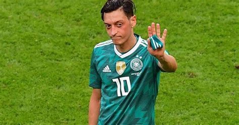 Mesut Özil Se Retiró De La Selección De Alemania En Medio De Un