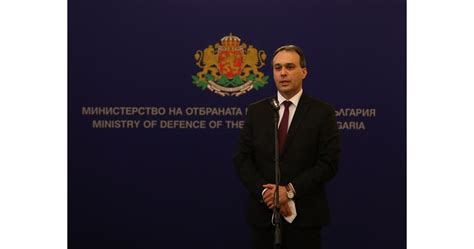 Драгомир Заков встъпи в длъжност министър на отбраната