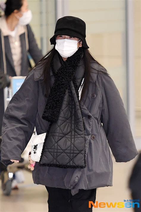 221122 Blackpink Jisoo At Incheon International Airport Kpopping