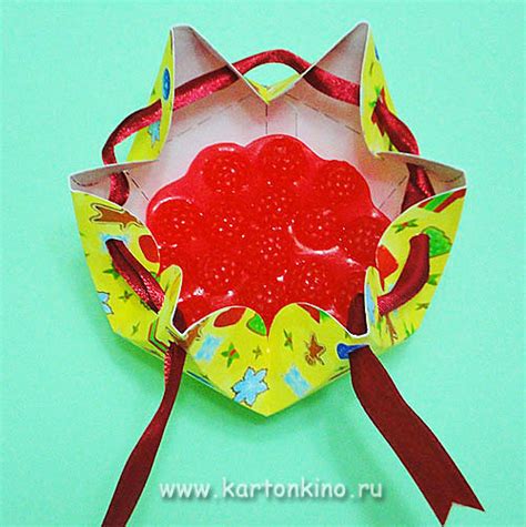Коробочки из картона для пирожных кексиков и прочих вкусностей Yanote