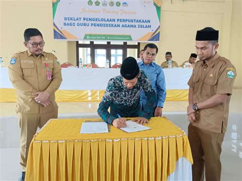 Prodi Ilmu Perpustakaan Uin Latih Kompetensi Tenaga Perpustakaan