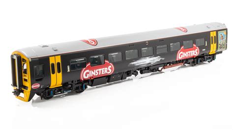 Kernow Model Rail Centre Ginsters 158 In ‘oo