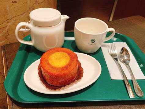 【prontプロント】ノンカフェインやポット提供のドリンクも！ティータイムにはケーキセットがおすすめ！ たぬ子、時々たぬ吉