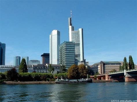 德国风光壁纸 壁纸98壁纸 德国风光壁纸壁纸图片 风景壁纸 影视图片素材 桌面壁纸