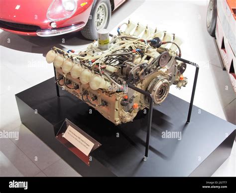 1976 Alfa Romeo Tipo 33 Sc 12 3litre Flat 12 Cylinder 520hp Engine Pic2